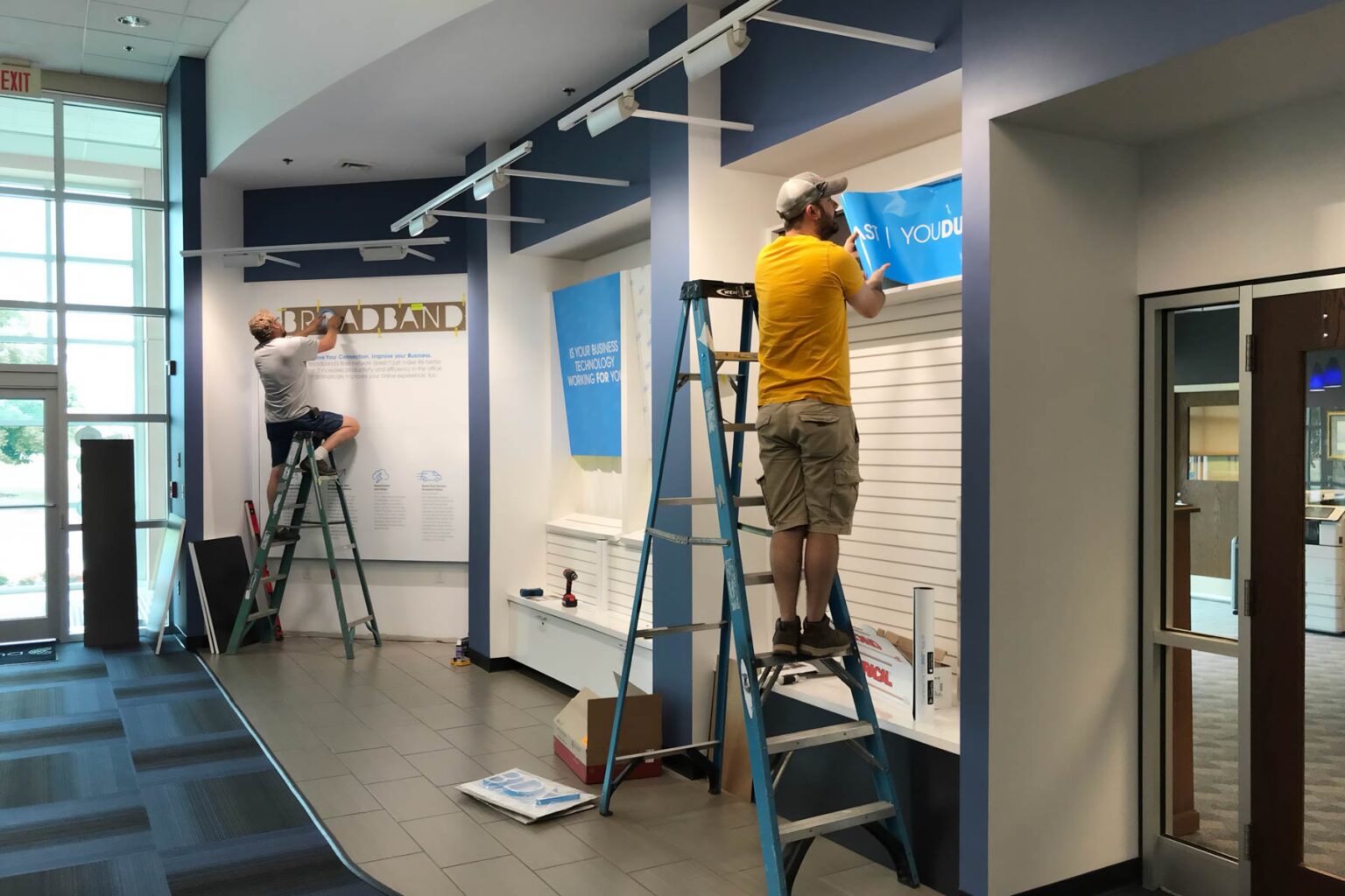 Signs & Graphics - Team Modern